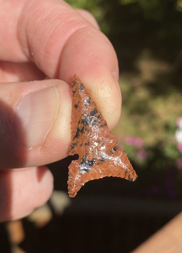 Mahogany Obsidian Desert Side Notched Arrow Point – Primitive Pathways